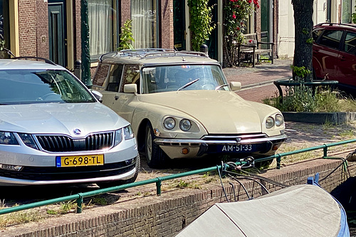 ipernity: 1972 Citroën ID 21F Break Confort - by Michiel 2005