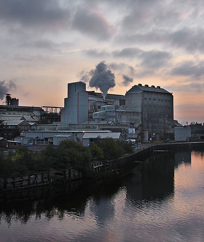 ipernity: Winnington Dusk - by tarboat