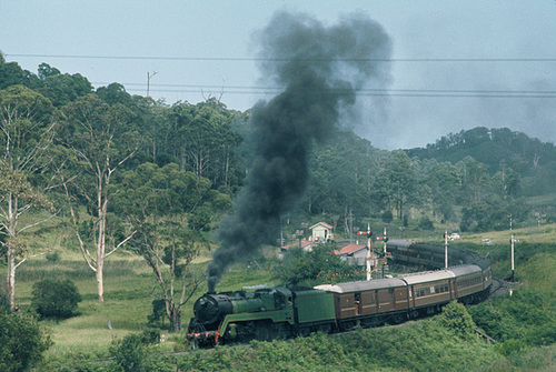 ipernity: 197301Bris3813025lndrgnsF1000045 - by GrahamH