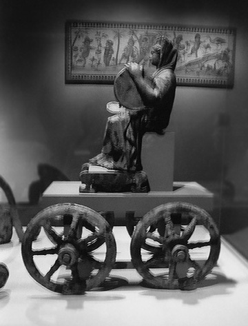 ipernity: Bronze Cybele in the Metropolitan Museum of Art, April 2007 ...