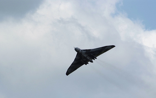ipernity: Dunsfold W&W Avro Vulcan XH558 3 S5 Pro - by Lightmancer