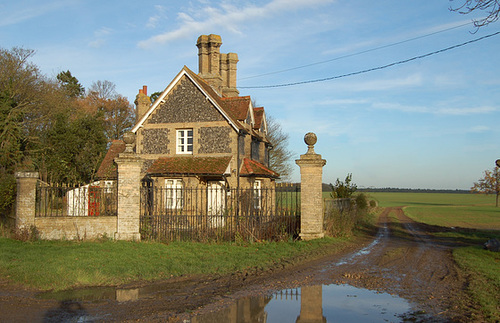 ipernity: Lodge House at Ampton, Suffolk - by A Buildings Fan