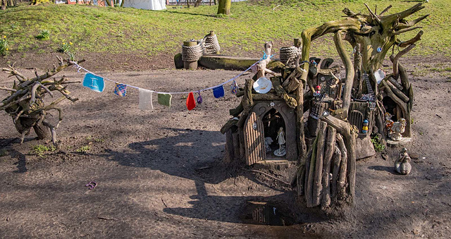 ipernity: Fairies on washing day..Vale Park - by Maeluk