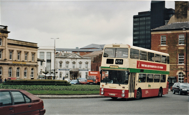 ipernity: Rossendale Transport 41 (PRJ 497R) in Rochdale - 21 Mar 1992 ...