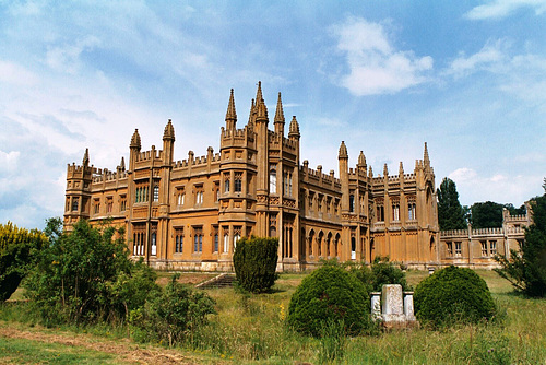 ipernity: Toddington Manor, Gloucestershire - by A Buildings Fan