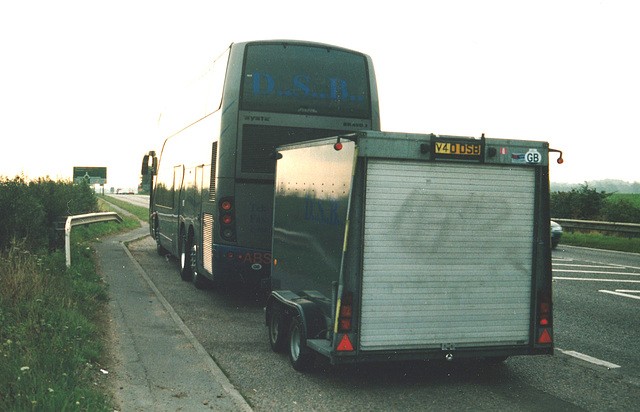 ipernity: Domino Showtours V40 DSB near Pampisford – 14 August 2002 ...