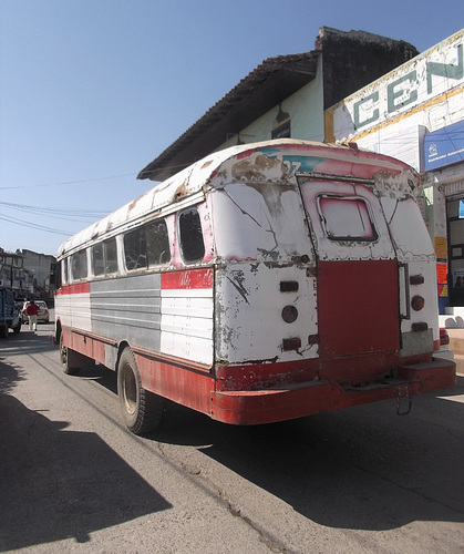 ipernity: Bus fatigué / Tired bus - by Léopold