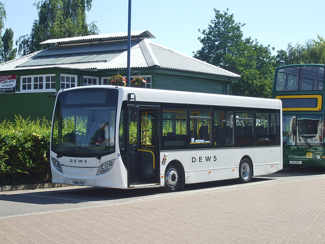 ipernity: DSCF2965 Dews Coaches YW14 FHT in St. Ives - 29 Jun 2018 - by ...