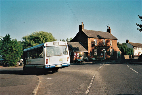 ipernity: Burtons Coaches S102 VBJ in Stetchworth – 27 Jun 2006 (559 ...
