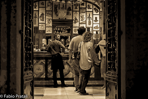 ipernity: In un bar di Trieste - by photosofghosts